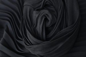 Wool Vs Linen: Which Fabric Reigns Supreme - Knowing Fabric