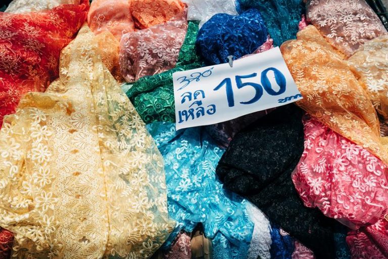 How to Create Unique Patterns With Tea Staining - Knowing Fabric