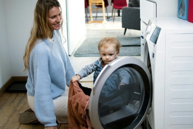 How to Wash Baby Clothes Without Shrinking Them? - Knowing Fabric