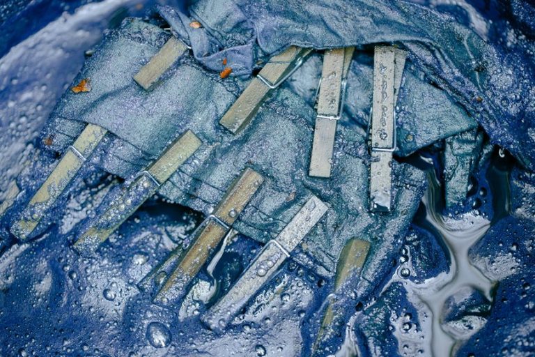 Emergency Fixes for When Fabric Dye Bleeds in the Wash - Knowing Fabric