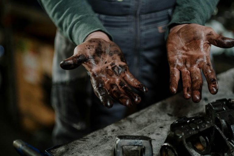 Engine Grease on Cotton Work Pants, How to Remove - Knowing Fabric